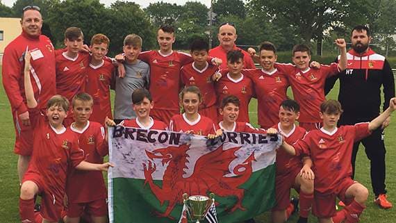 Corries win friends in France | brecon-radnor.co.uk