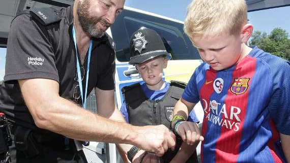 Open day fun at cop shop | brecon-radnor.co.uk