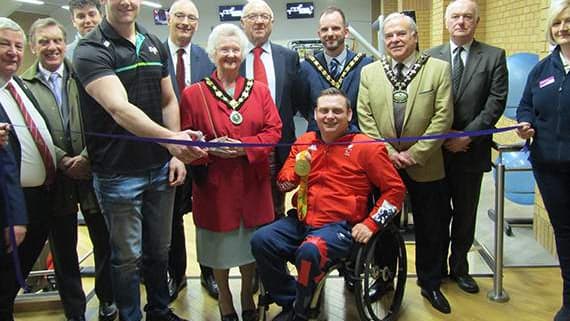 Dan Lydiate and Rob Davies open Brecon's new gym | brecon-radnor.co.uk