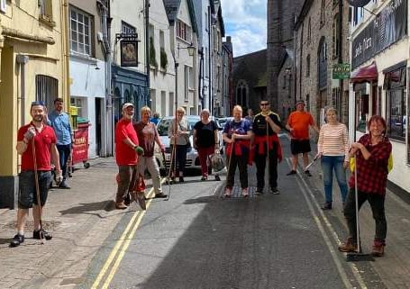 Arriving soon: A Team Brecon bus station clean-up | brecon-radnor.co.uk