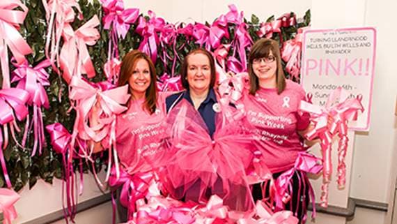 Tesco community champion helps turn three towns pink | brecon-radnor.co.uk