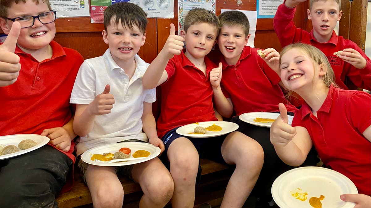 Gurkha visit for primary school pupils | brecon-radnor.co.uk