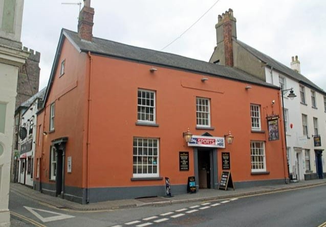 Five Brecon pubs that you could own for less than £500,000 | brecon ...