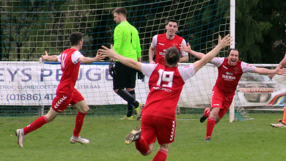 Football returns this weekend | brecon-radnor.co.uk