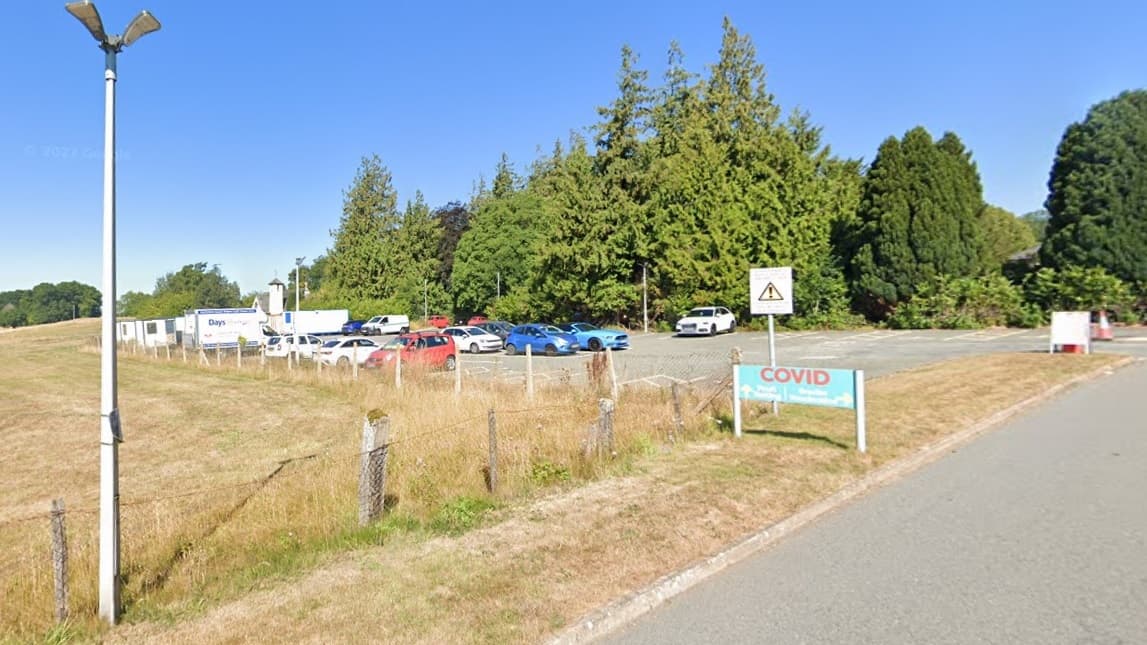 Tennis court could provide more parking spaces at hospital | brecon ...
