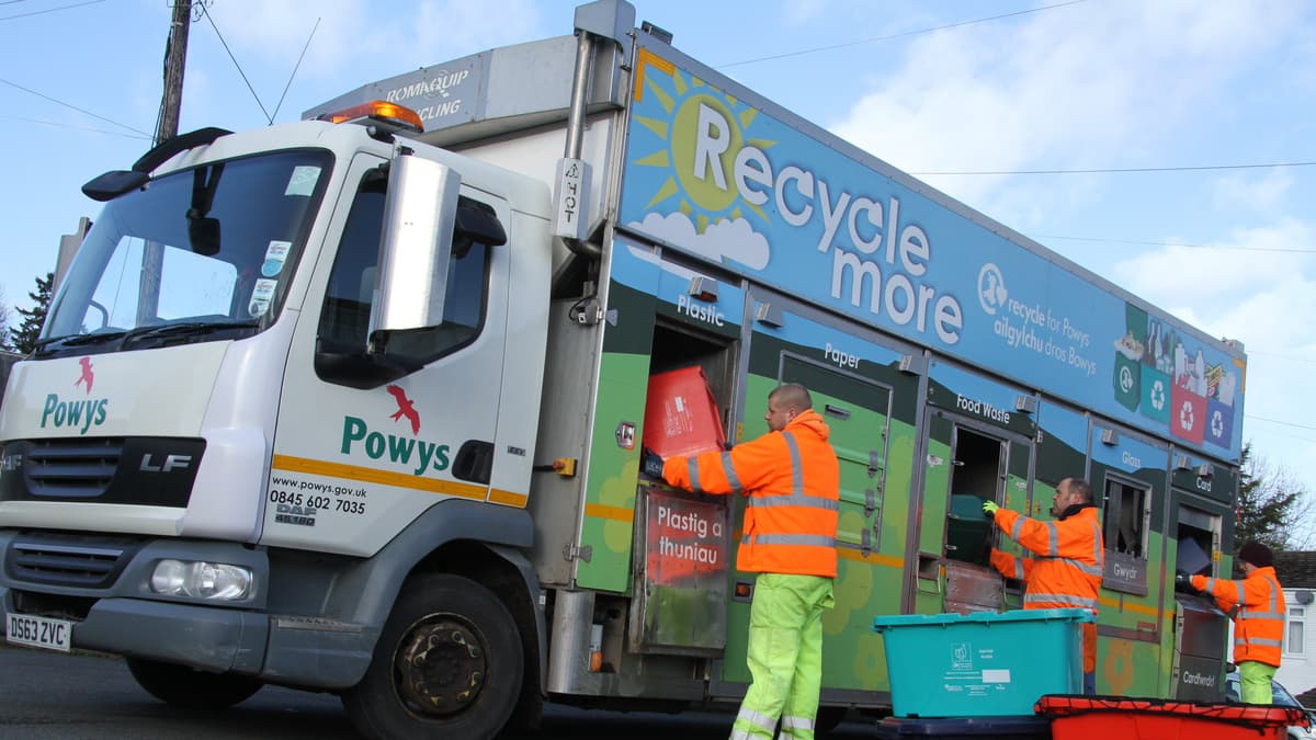 Powys bins: Check your Christmas and New Year collection dates | brecon ...