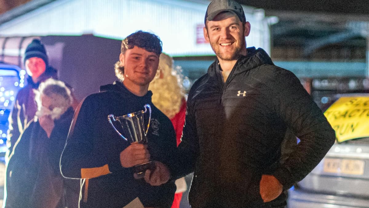 £5,000 raised in tractor run triumph for Pontfaen YFC | brecon-radnor.co.uk