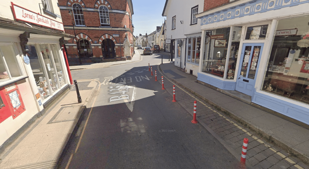 Town's High Street pavement set to be widened | brecon-radnor.co.uk