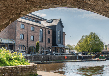 King Charles and Queen Camilla to make historic visit to Brecon's ...