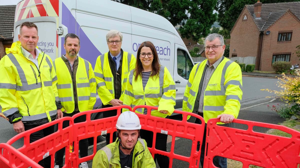 Fay Jones MP visits ultrafast broadband upgrade in Builth Wells ...
