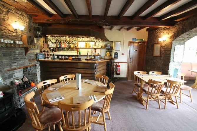 Brecon pub for sale has mountain views and was once a coaching inn ...