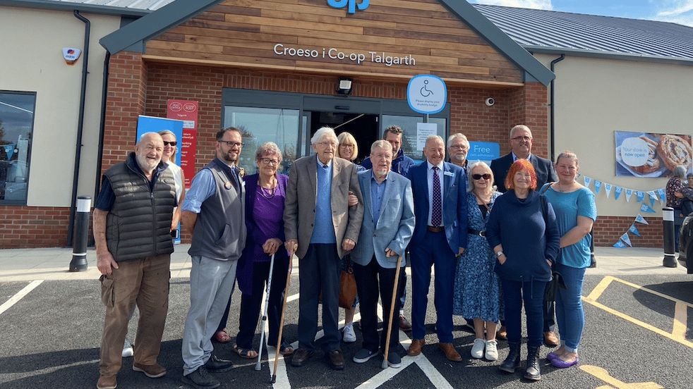 VIDEO: Talgarth's new Co-op store opens | brecon-radnor.co.uk