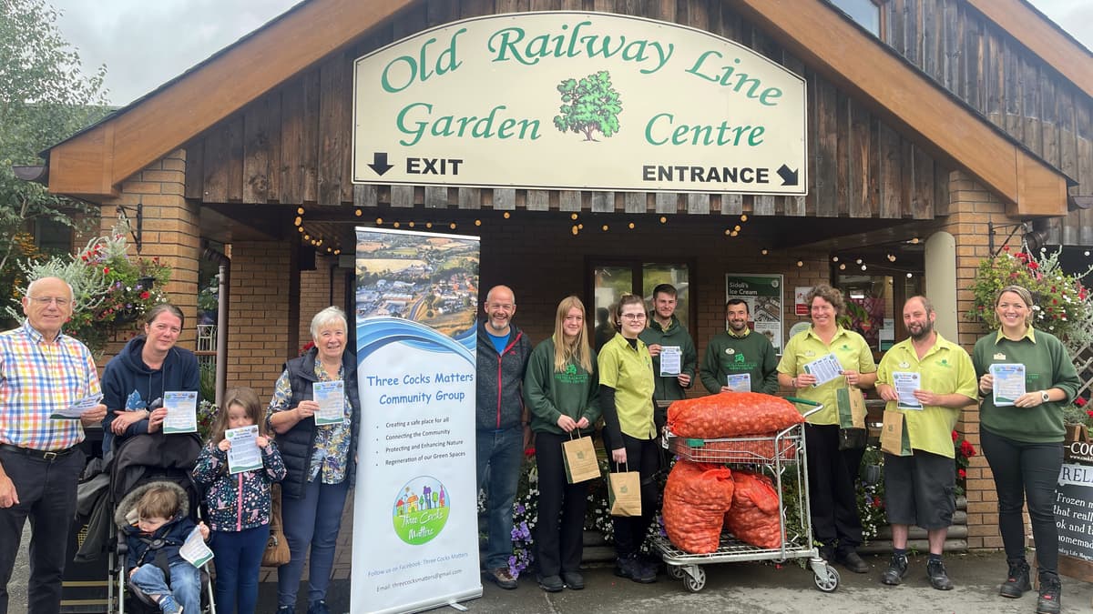 Village set to spring to life with garden centre's daffodil donation ...