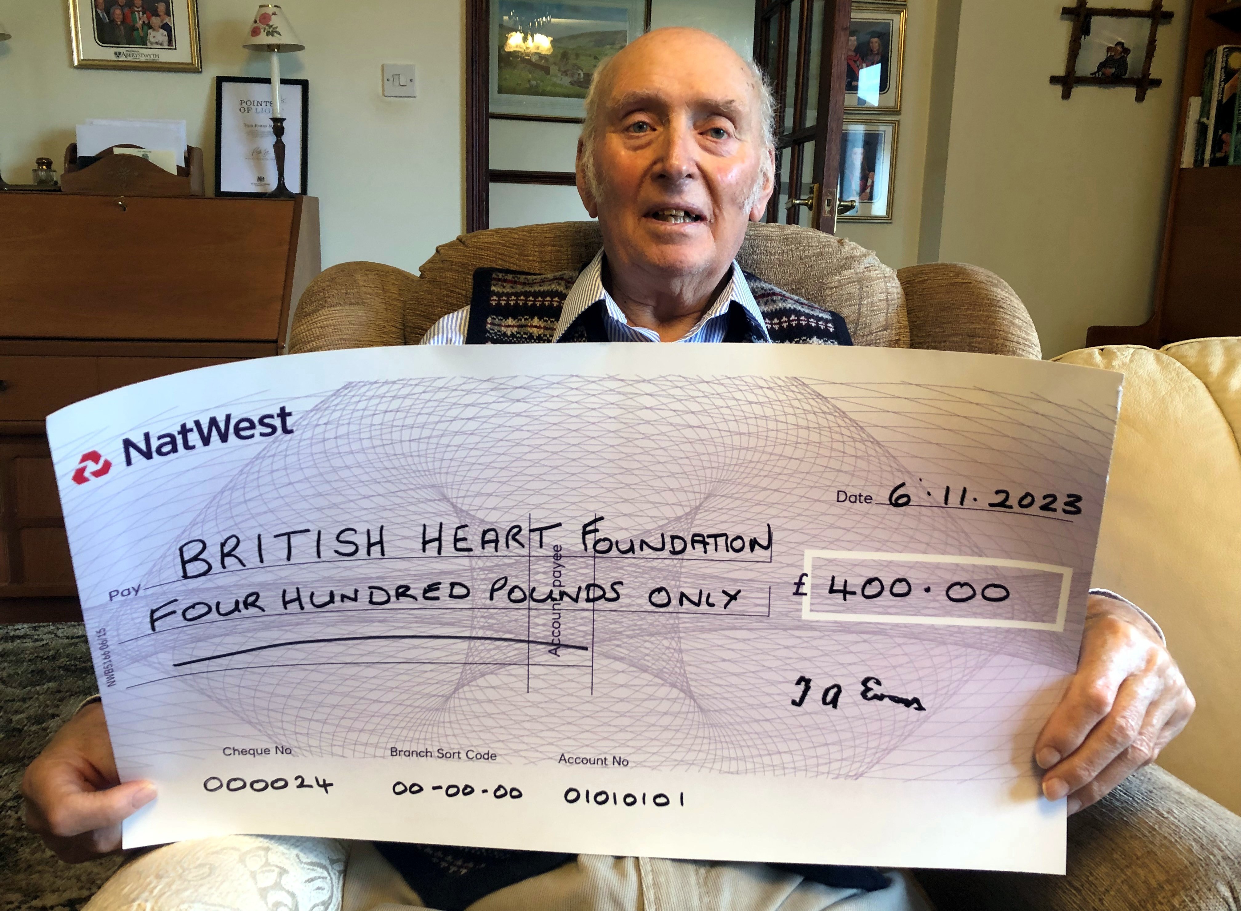 Powys farmer Tom Evans MBE raises more than £400 for charity with ...