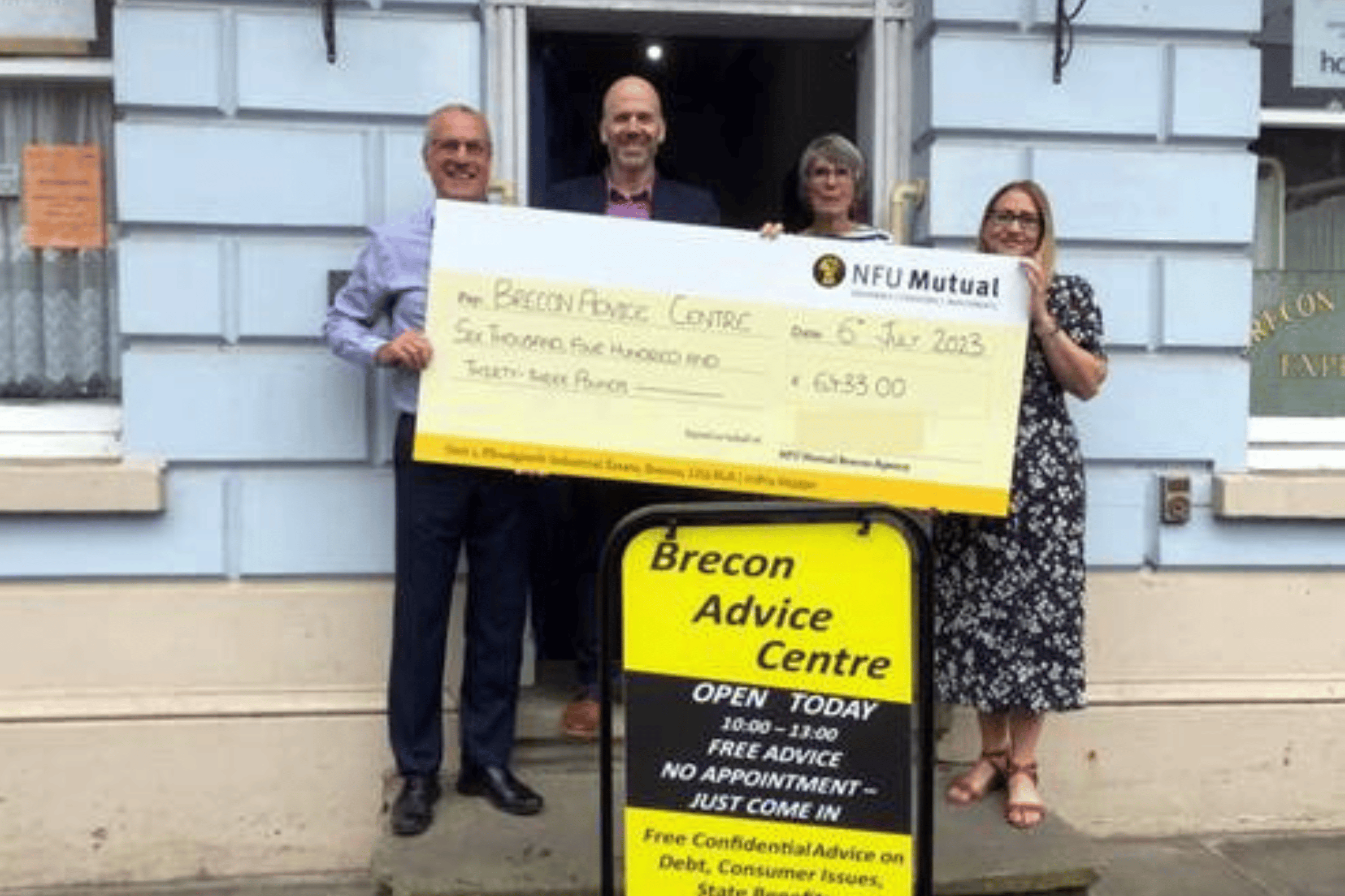 Rural insurer donates more than £6,000 to Brecon Advice Centre | brecon ...
