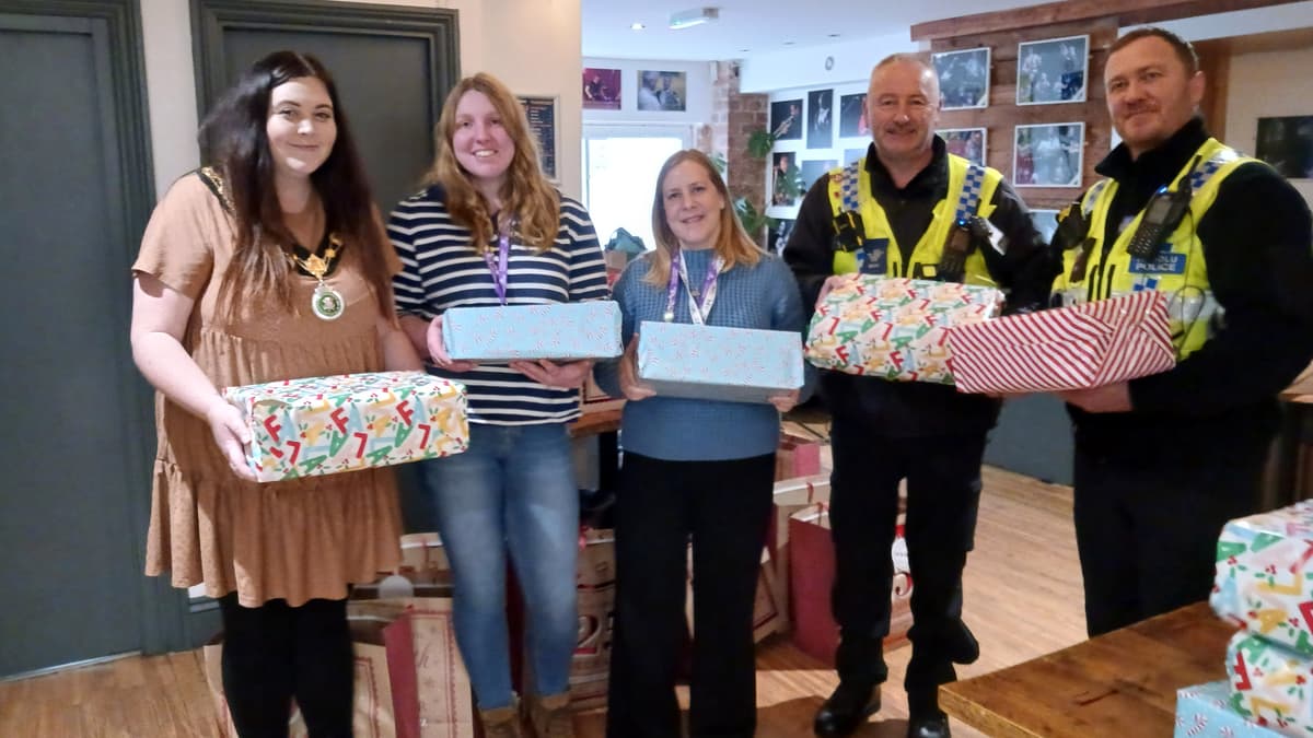 Gifts wrapped in Brecon for Christmas shoebox drive | brecon-radnor.co.uk