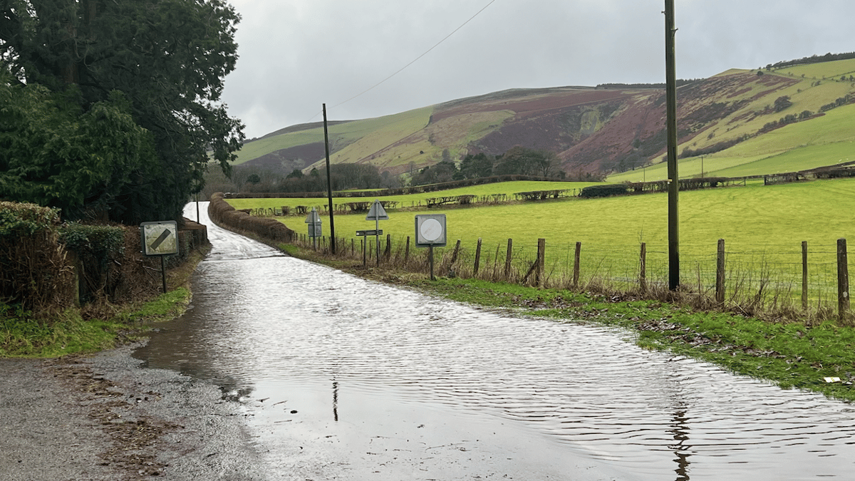 Floods reported in parts of Mid Wales | brecon-radnor.co.uk