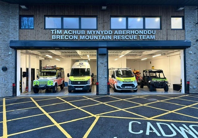 Brecon Mountain Rescue Team moves into new Headquarters | brecon-radnor ...