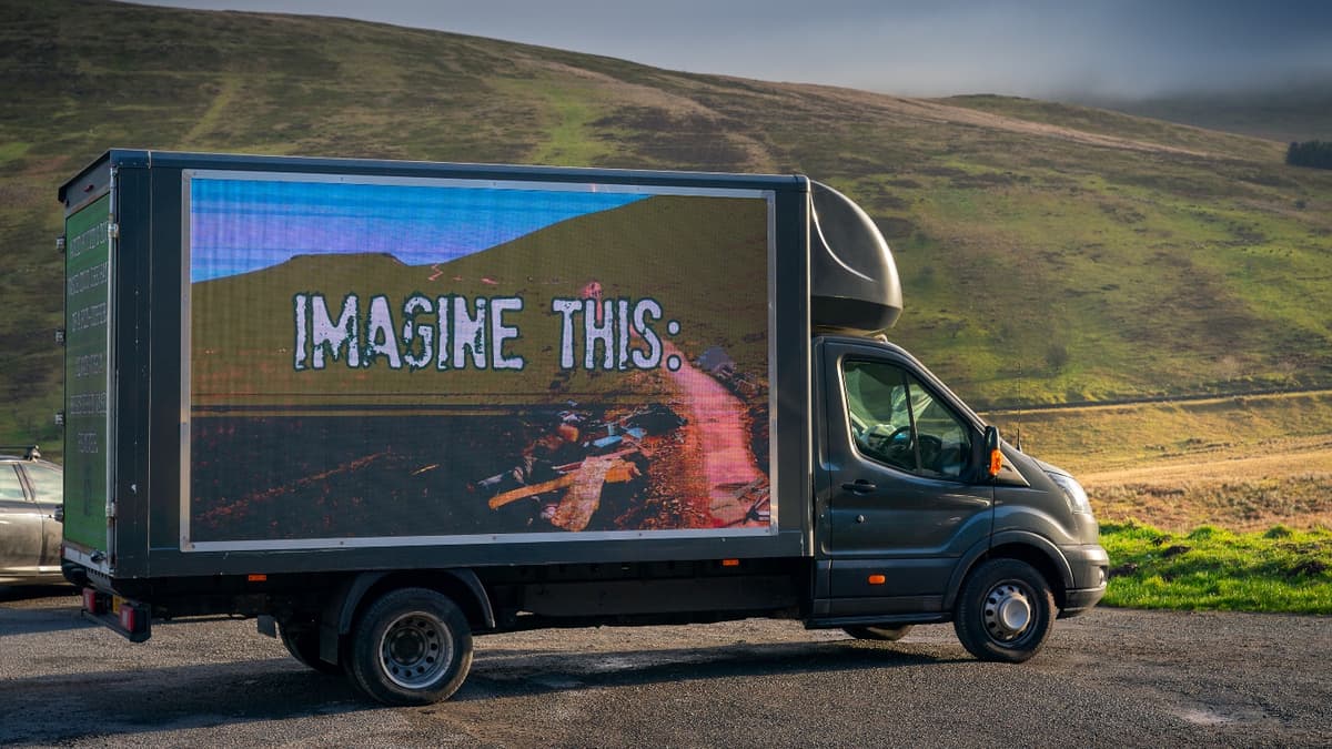 Shocking fly-tipping images halt Pen y Fan walkers in their tracks ...