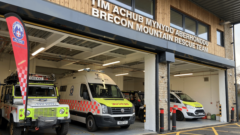 VIDEO: Brecon Mountain Rescue Team celebrate opening of new HQ | brecon ...