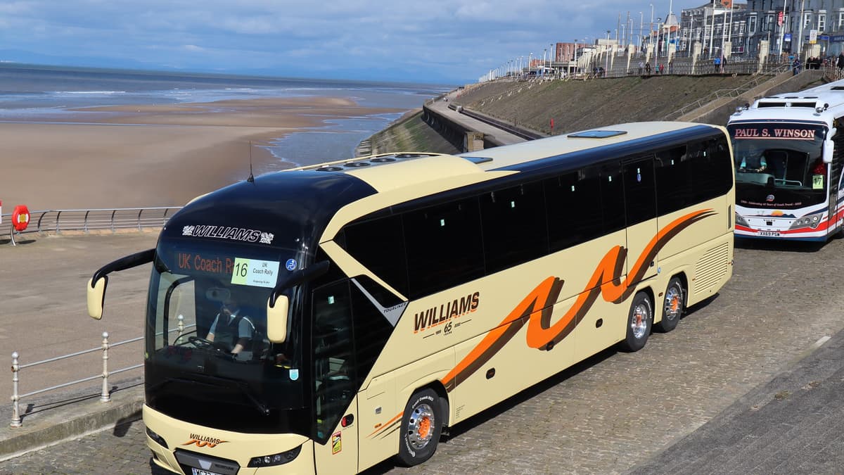 Brecon bus company gains recongition | brecon-radnor.co.uk