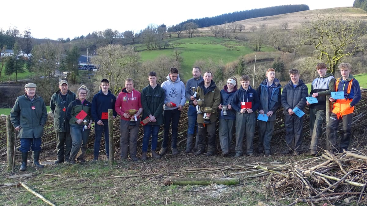 Brecknock YFC celebrates 68th annual hedging match success | brecon ...