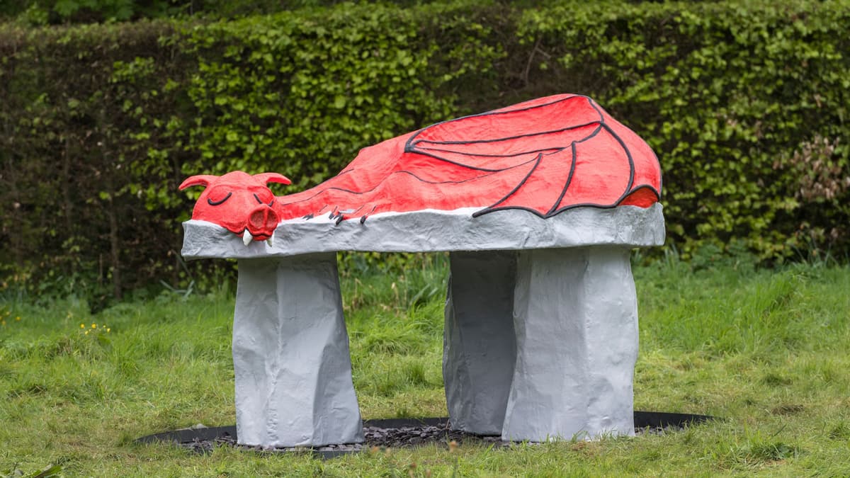 Sleeping Dragon war memorial returns to Presteigne | brecon-radnor.co.uk