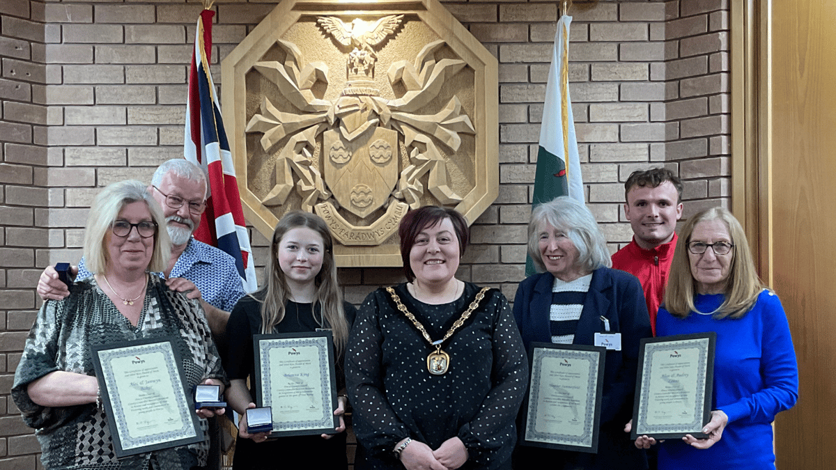 Foster parents and trial bike rider presented with Silver Kite Awards ...