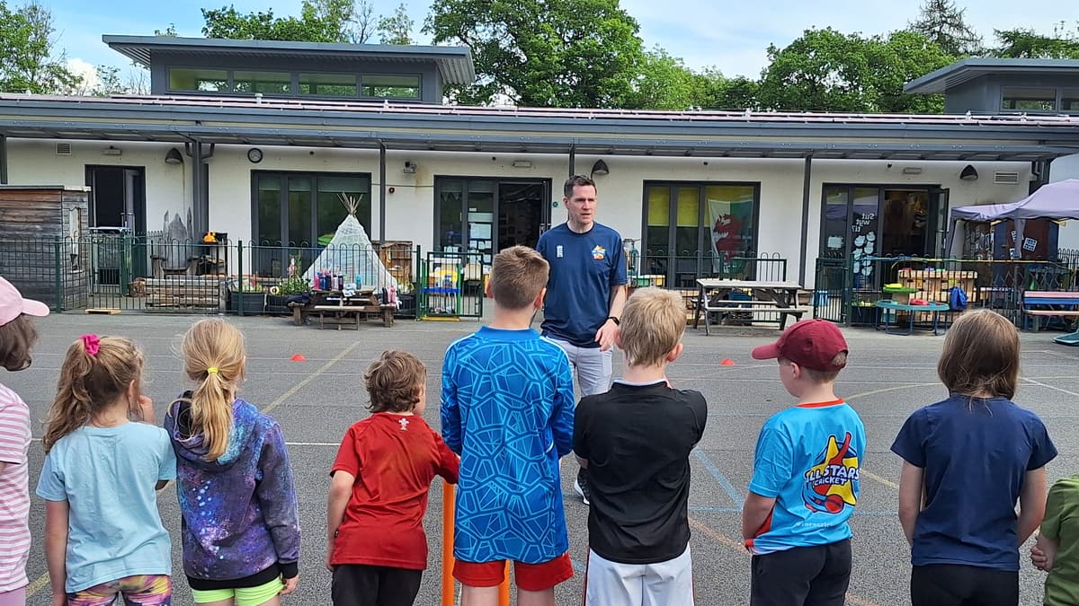 Paralympic Gold medallist inspires school pupils as part of Mental ...