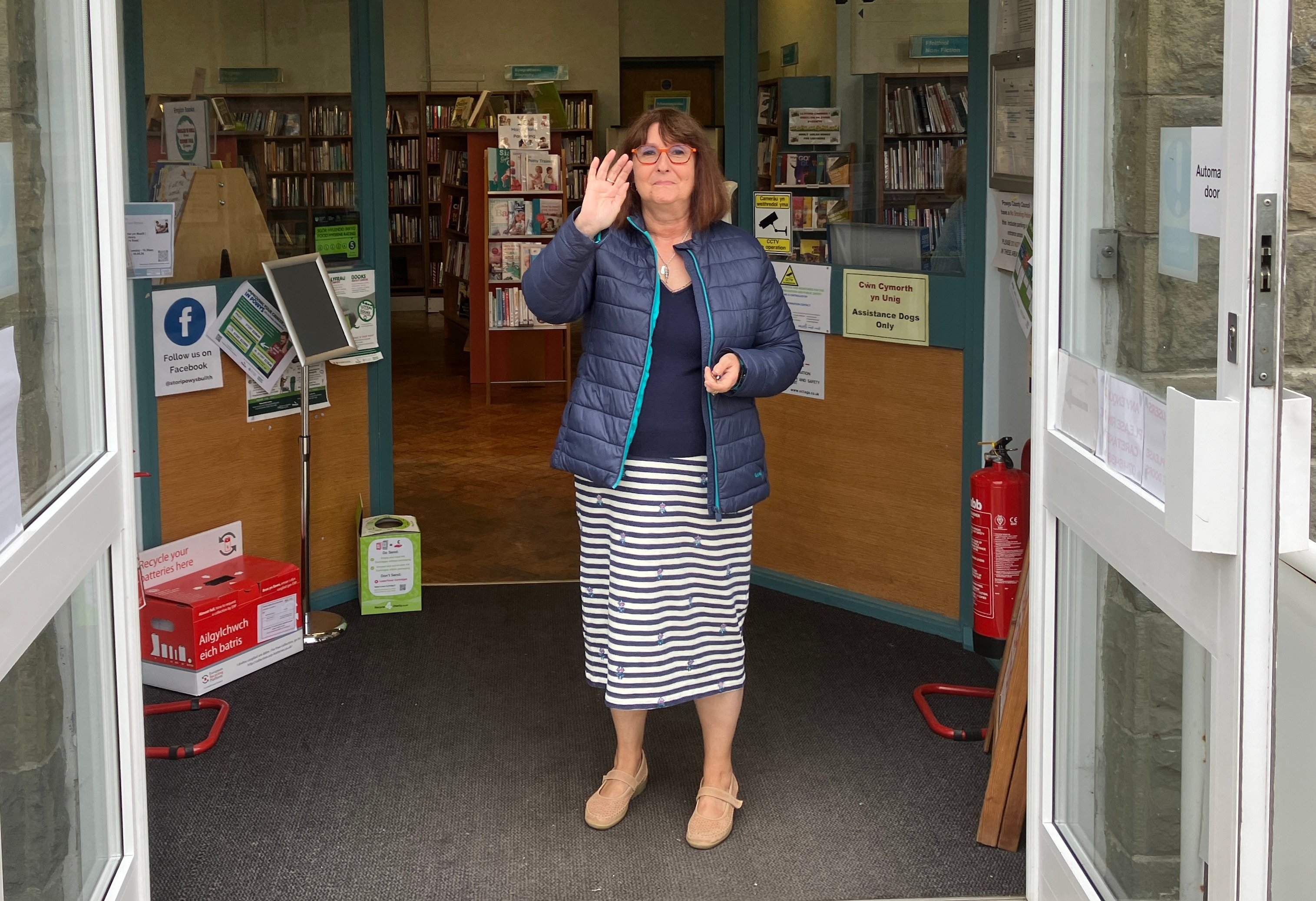Builth Wells librarian retires after 38 years | brecon-radnor.co.uk