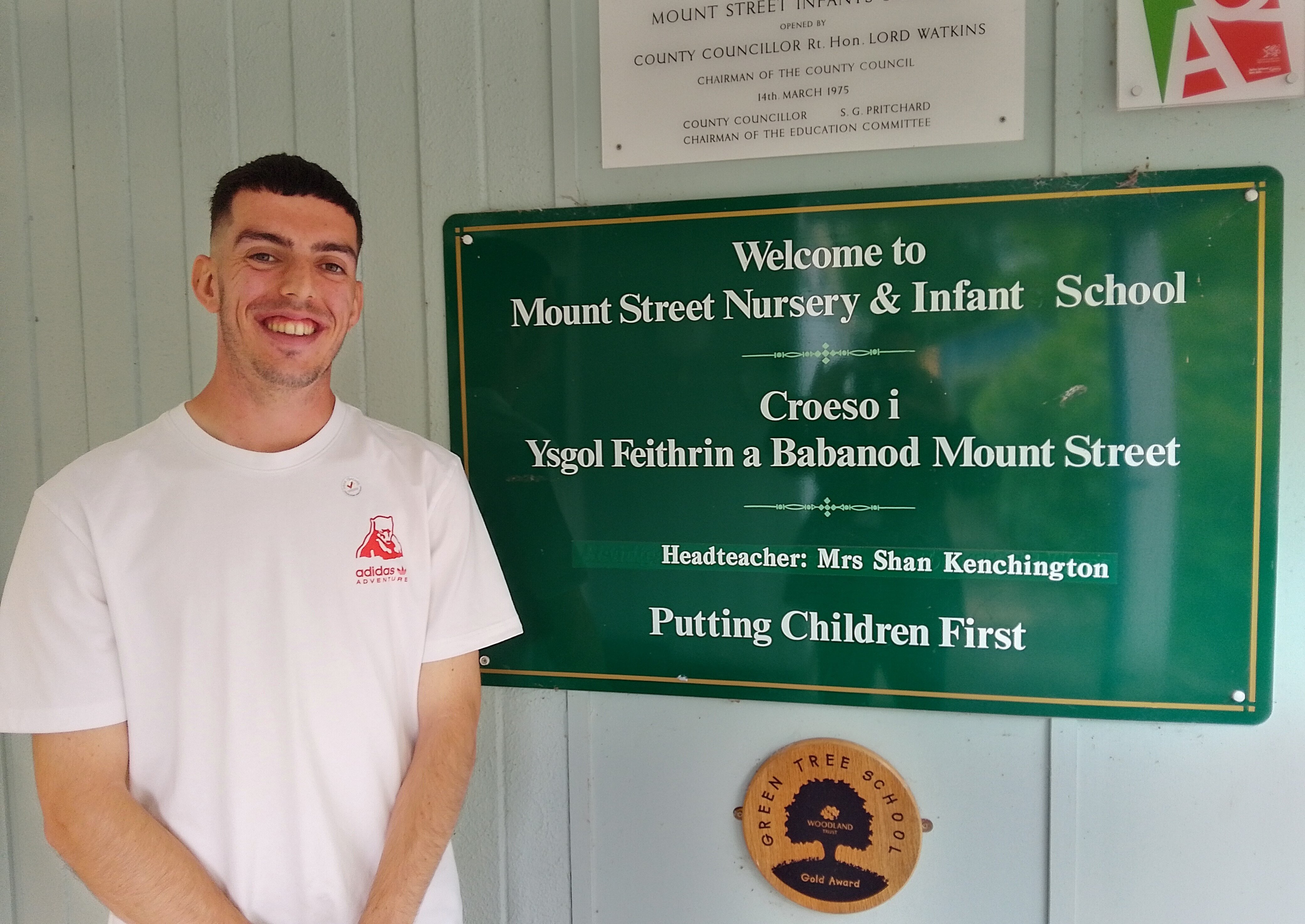 Brecon man raises £7,420 for Cancer Research Wales with 24-hour running ...