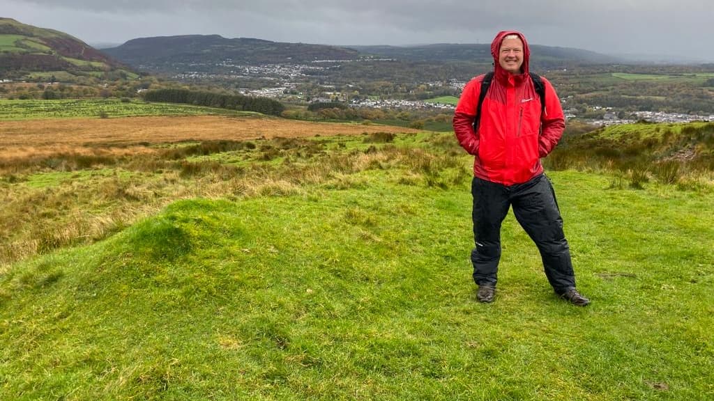 Derek Brockway visits Ystradgynlais in BBC's Weatherman Walking ...