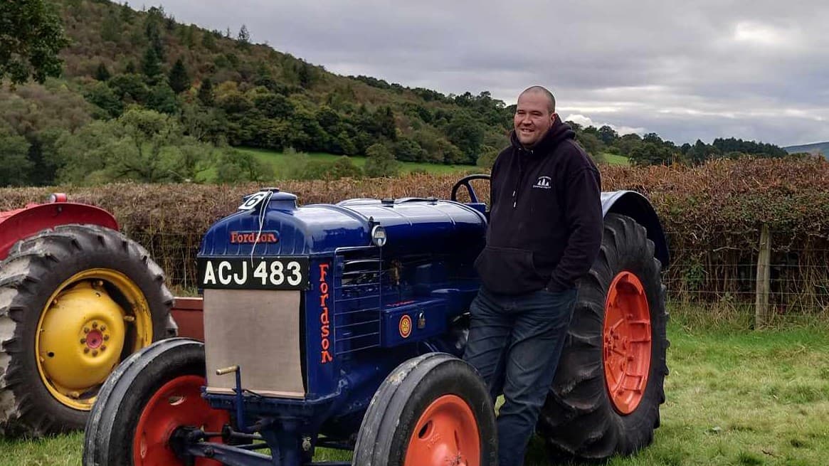 Rob Gore triumphs with restored Fordson at Nantmel Show | brecon-radnor.co.uk
