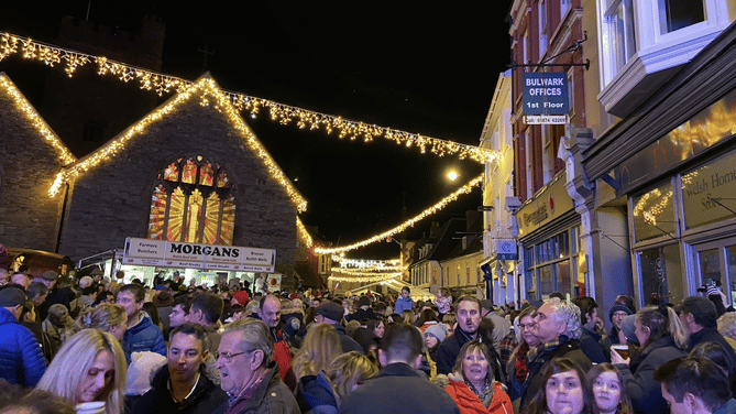 Stalls fully booked for Brecon Christmas event | brecon-radnor.co.uk