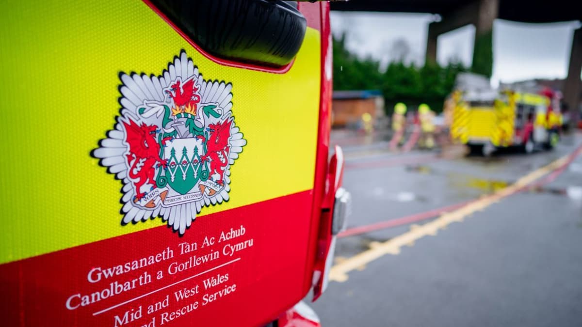 Fire crews to stage training exercise at former Talgarth Co-op | brecon ...