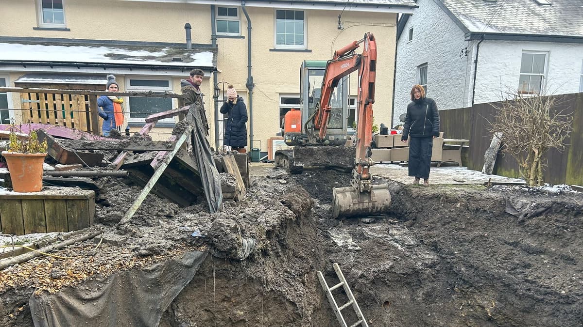 Sinkholes and flooding leave Llanwrtyd Wells residents fuming | brecon ...