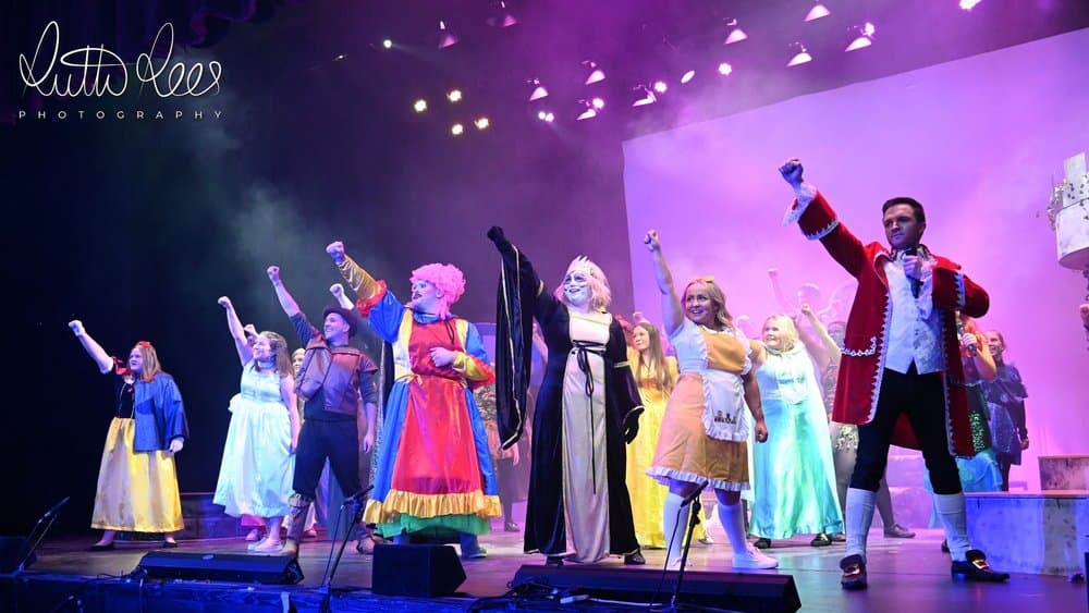 IN PICTURES: Success for Erwood YFC at Brecknock YFC Pantomime Festival ...