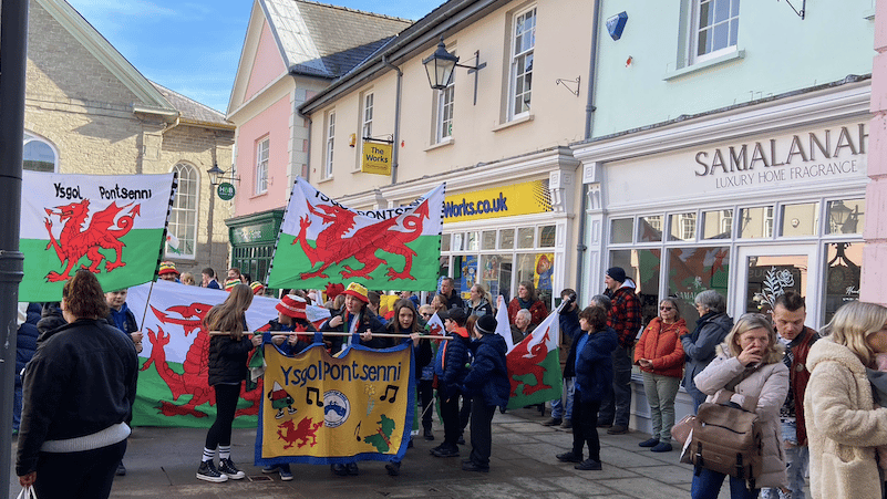 Watch: Brecon schools sing Welsh National Anthem to celebrate St David ...