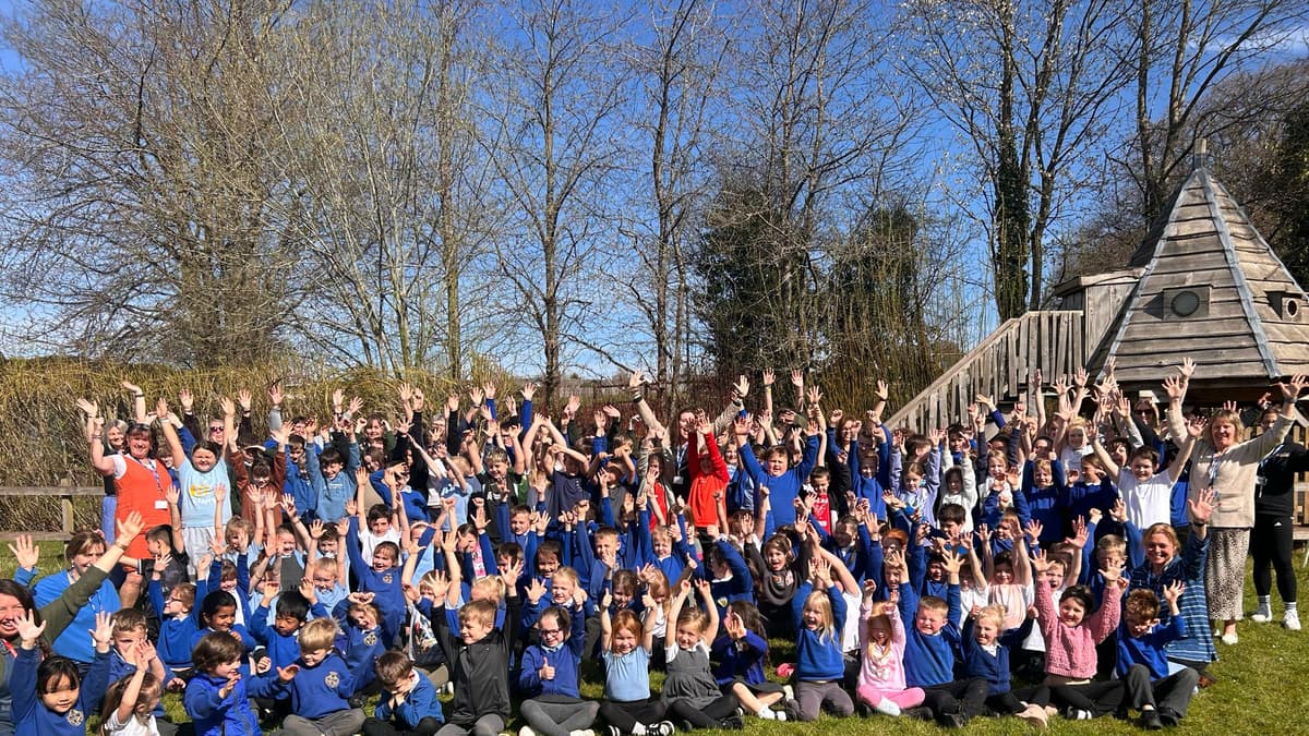 Estyn praises 'happy and harmonious' Brecon primary school | brecon ...