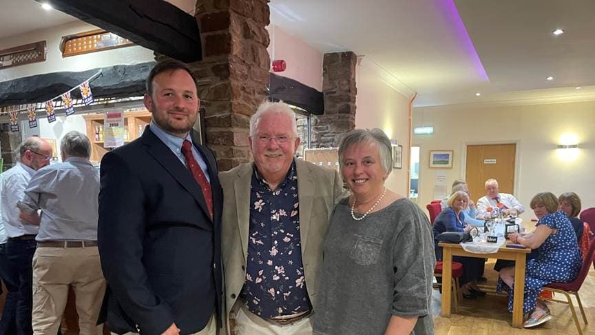 Owen Money lights up Cradoc Golf Club | brecon-radnor.co.uk