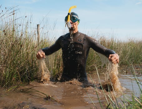 Dacia signs six-time world champion as bog snorkelling goes pro ...