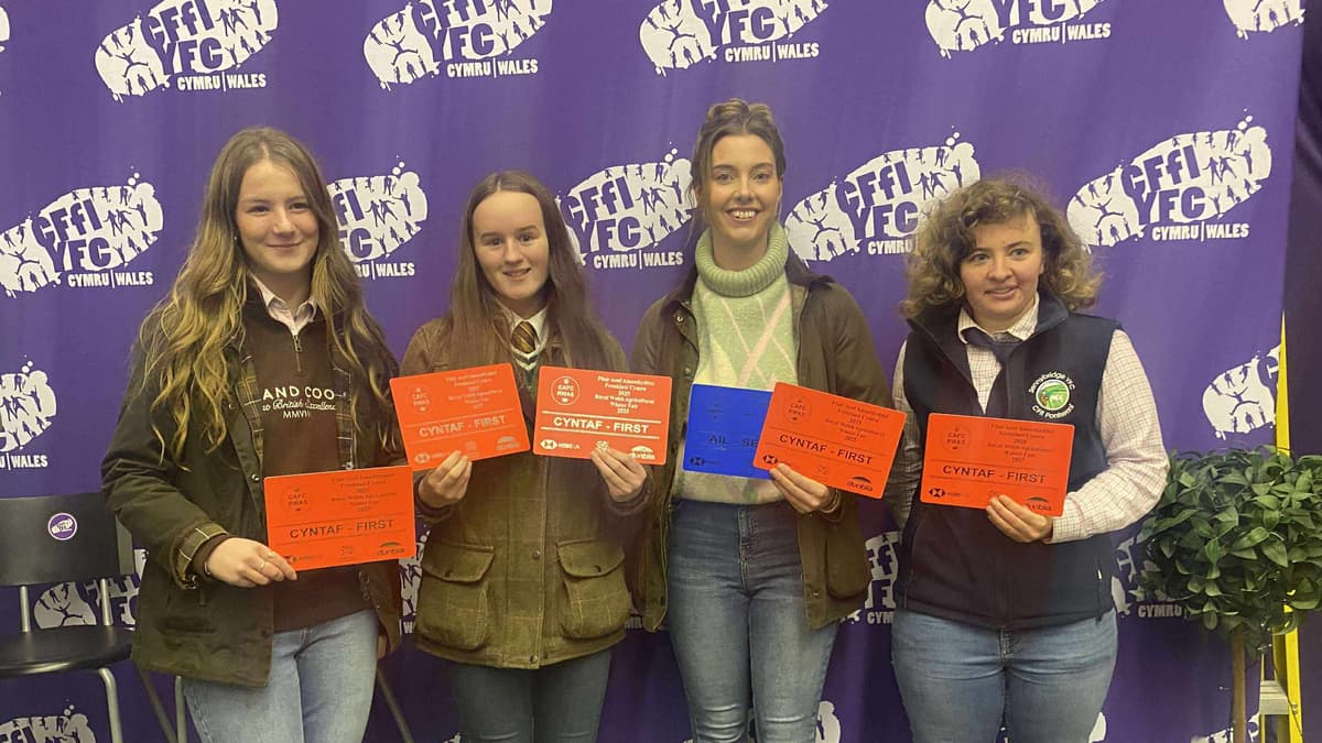 Sennybridge YFC members shine at Winter Fair | brecon-radnor.co.uk