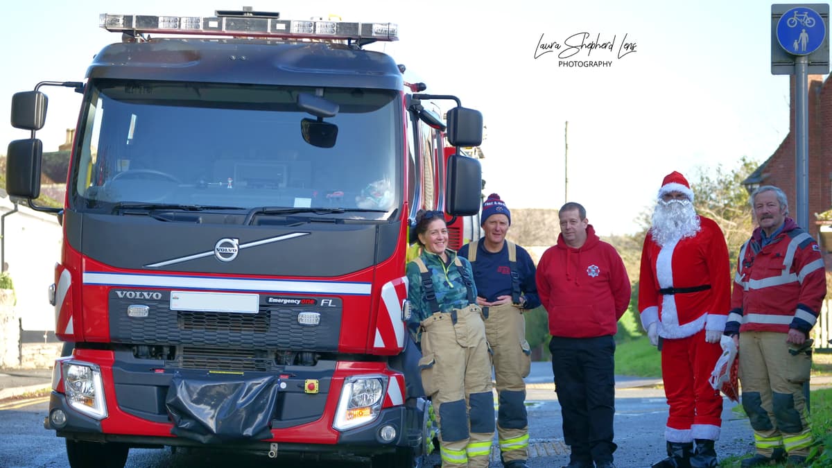 Presteigne firefighters spread festive cheer for local food bank ...