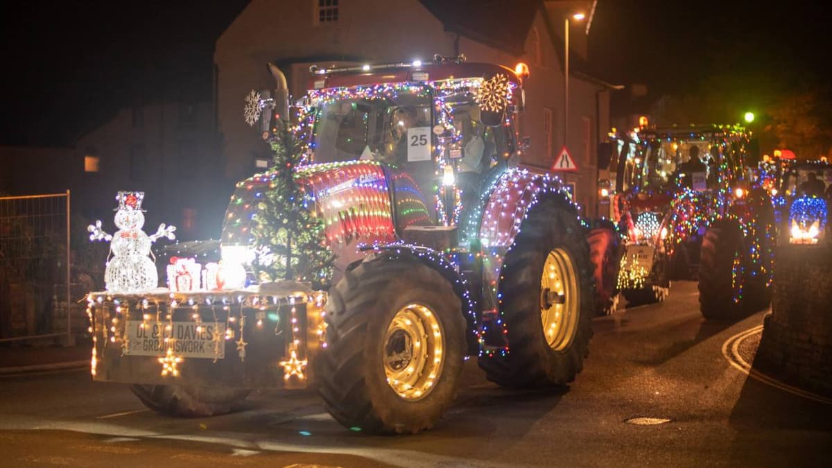 Pontfaen YFC Tractor & 4x4 Run raises over £10,000 for charity | brecon ...