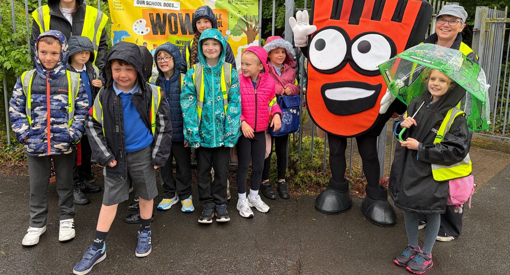Strider visits Priory pupils for Walk to School Week | brecon-radnor.co.uk
